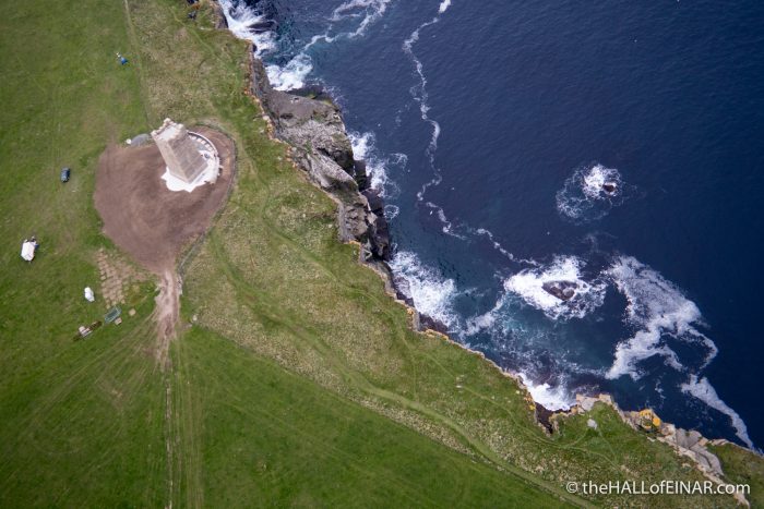 Circling Marwick Head – David at the HALL of EINAR